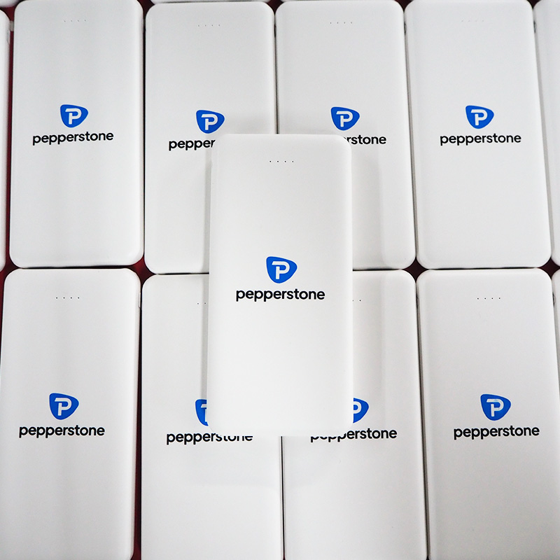 โรงงาน แบตสำรอง power bank | ผลงาน Powerbank สกรีนโลโก้ pepperstone